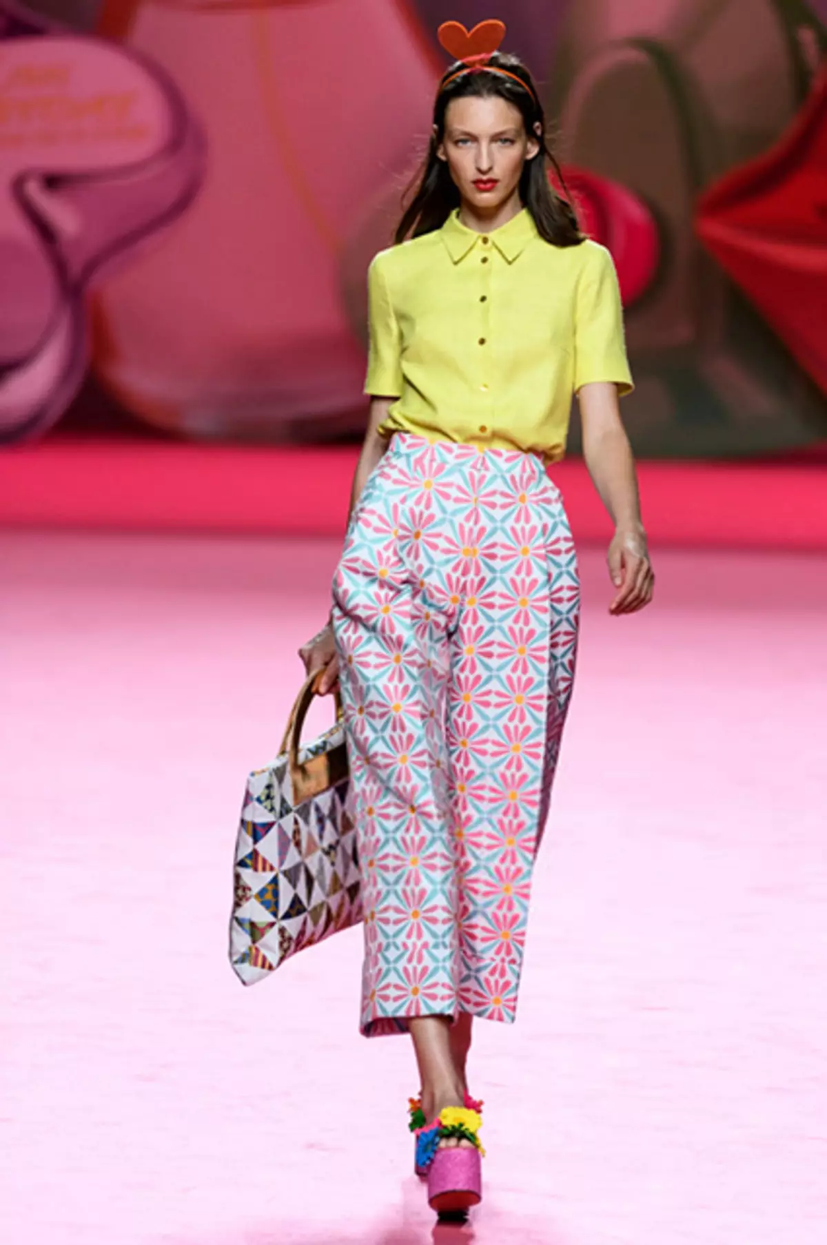 Agatha Ruiz de la Prada Sene Spring / Summer-2019 göstərin