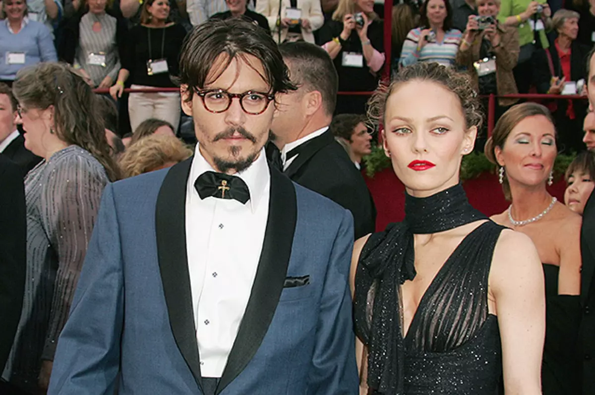 Mediji: Sin Johnny Depp i Vanessa karadi ozbiljni zdravstveni problemi