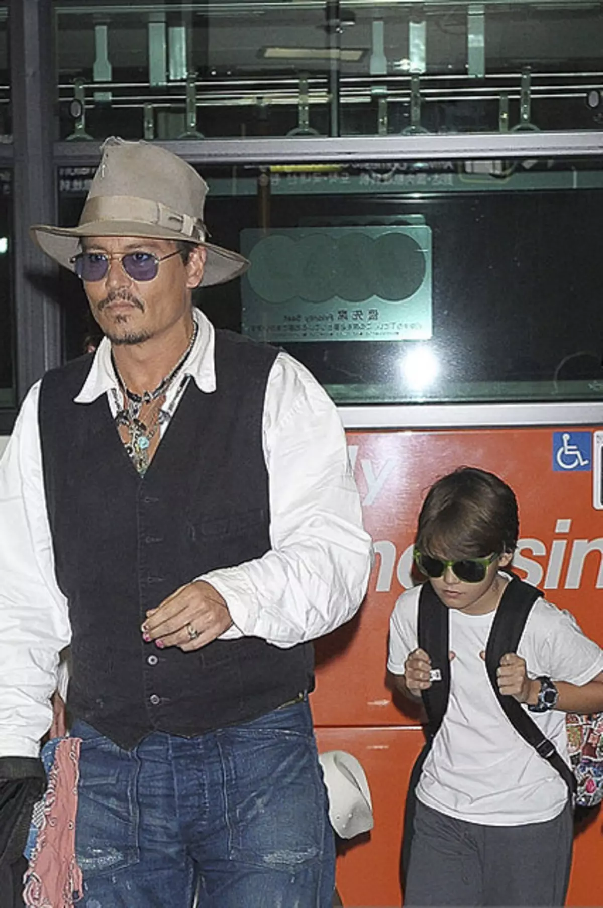 Johnny Depp dengan Anak