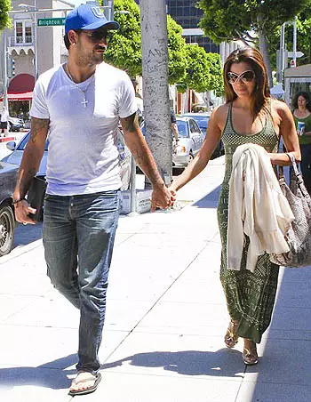 Eva Longoria bakal jadi swash? 108549_2