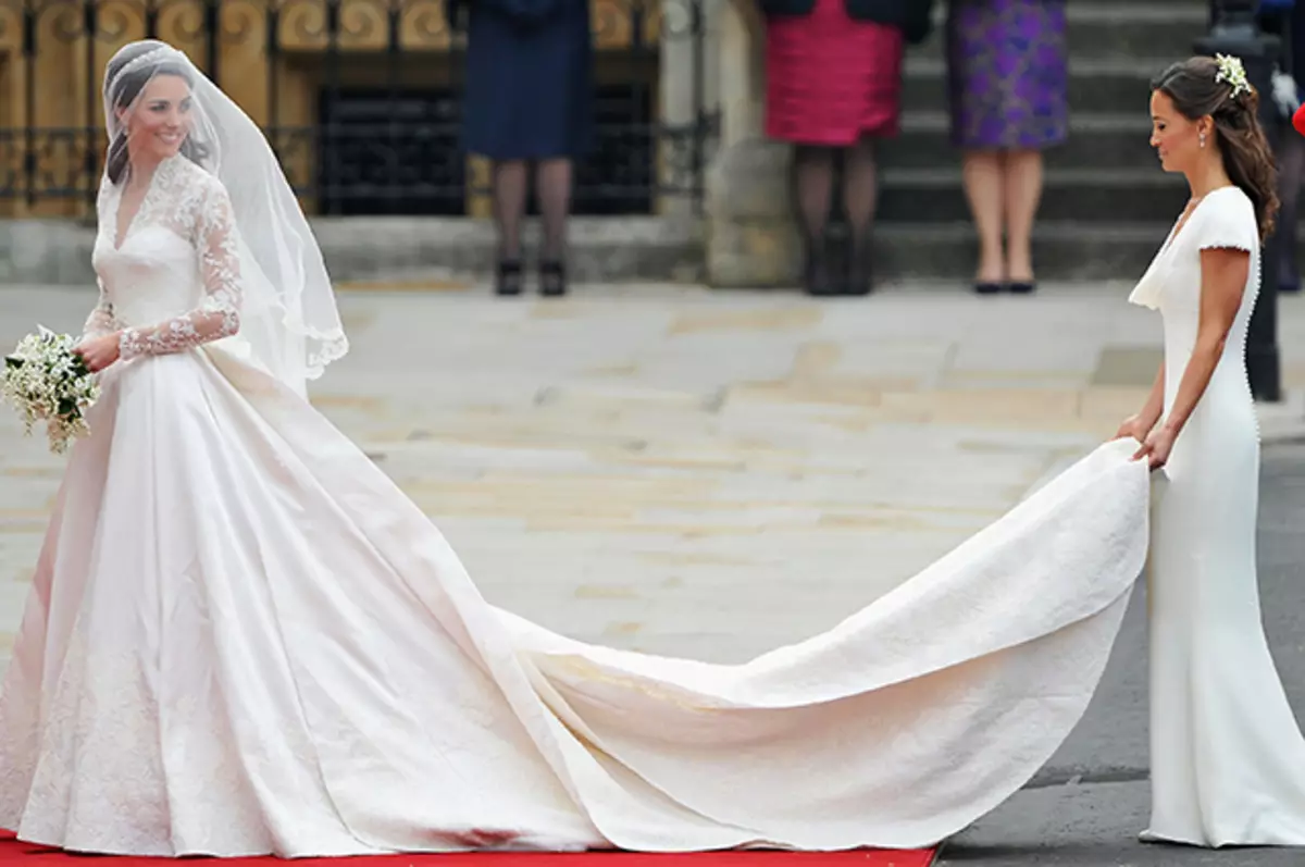 Pippa agus Kate Middleton