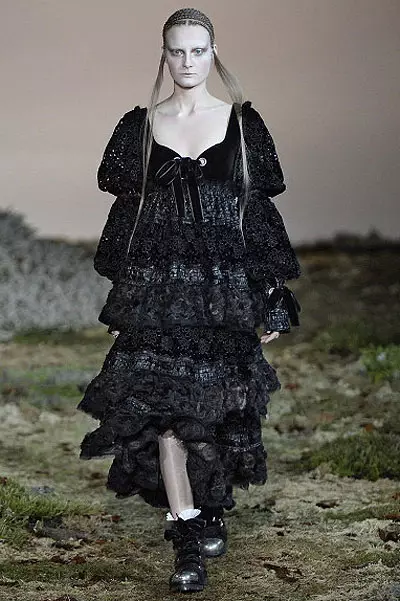 Gosi Alexander McQueen.