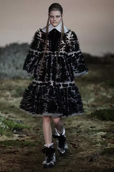 Gosi Alexander McQueen.