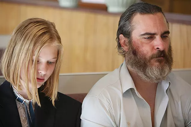 Ekaterina Samsonova ja Joaquin Phoenix. Raami filmist