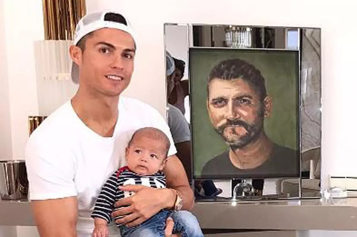 Cristiano Ronaldo talade emotionellt ut ur sin sena far: