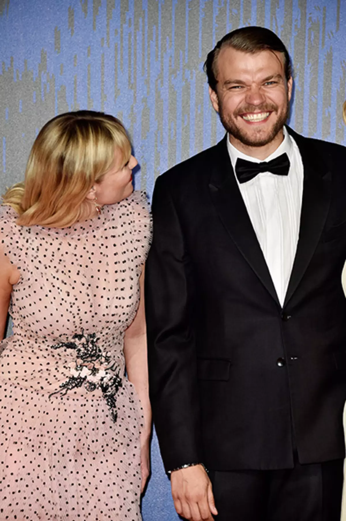 Kirsten Dunst i Johan Philip asebek