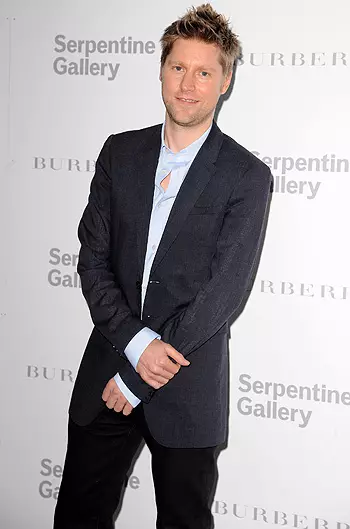 Burberry Serpentine Summer Party: Fashion Partei vihmas 140230_9