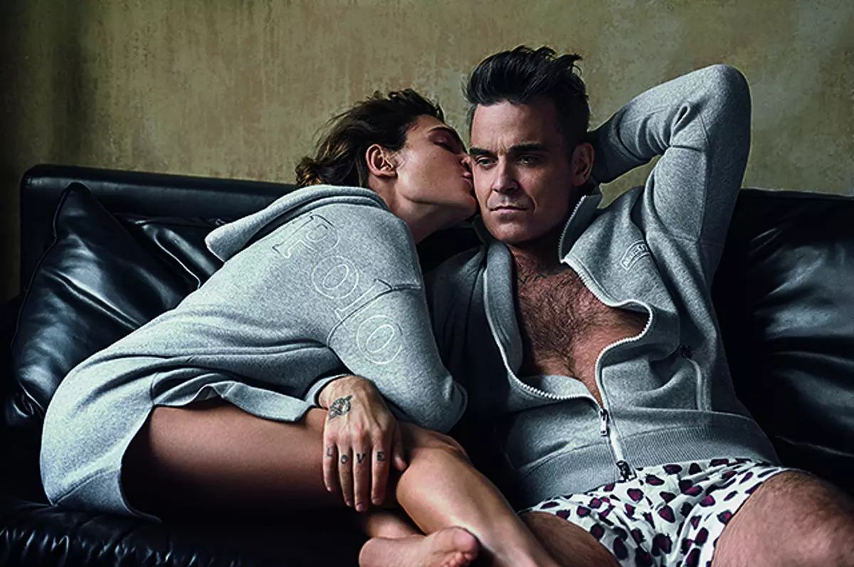 Da coleção de Robbie Williams para o próximo escândalo com Kendall Jenner: O que mais falou em moda esta semana 140369_7