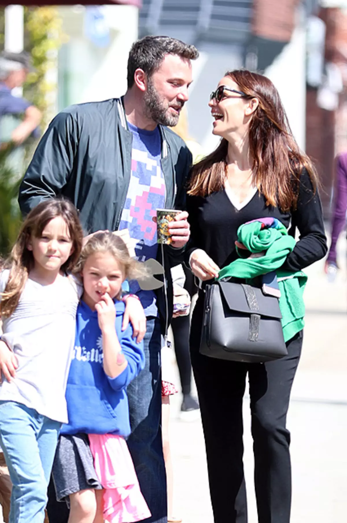 Ben Affleck dan Jennifer Garner dengan anak-anak