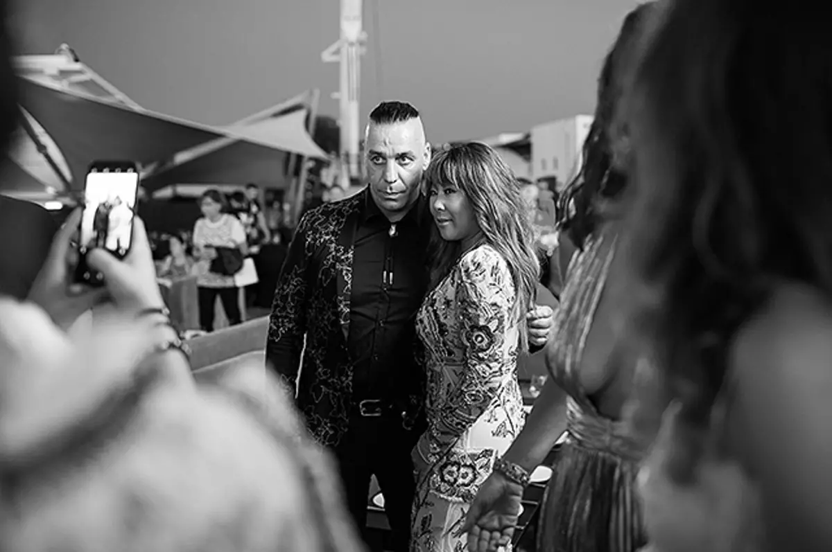 Tille Lindemann i Anita Tsoi