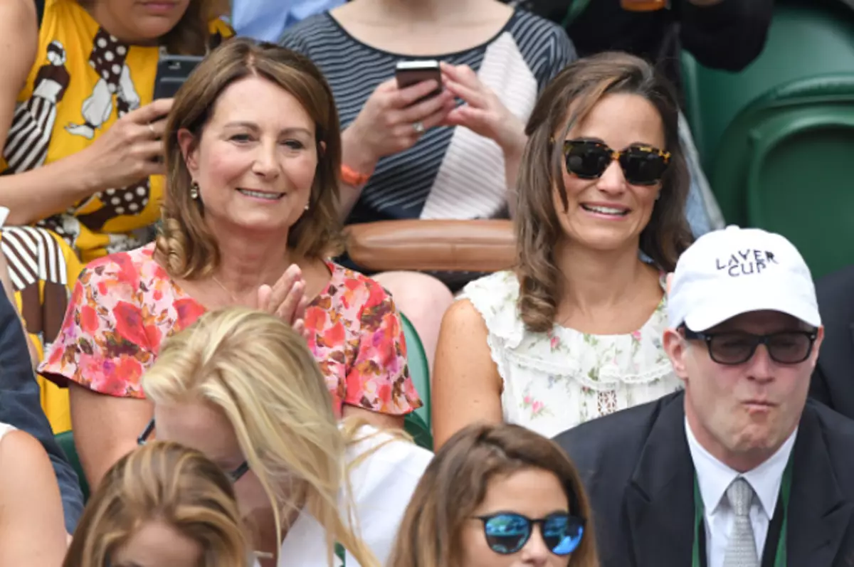 Pippa Middleton กับ Mom Carol