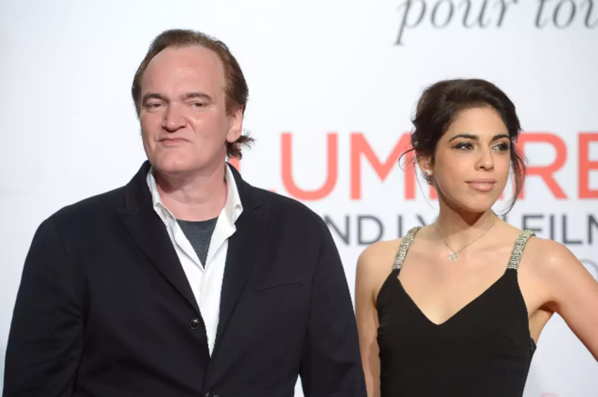 Quentin Tarantino wonde met die Israeliese sanger Daniela Peak