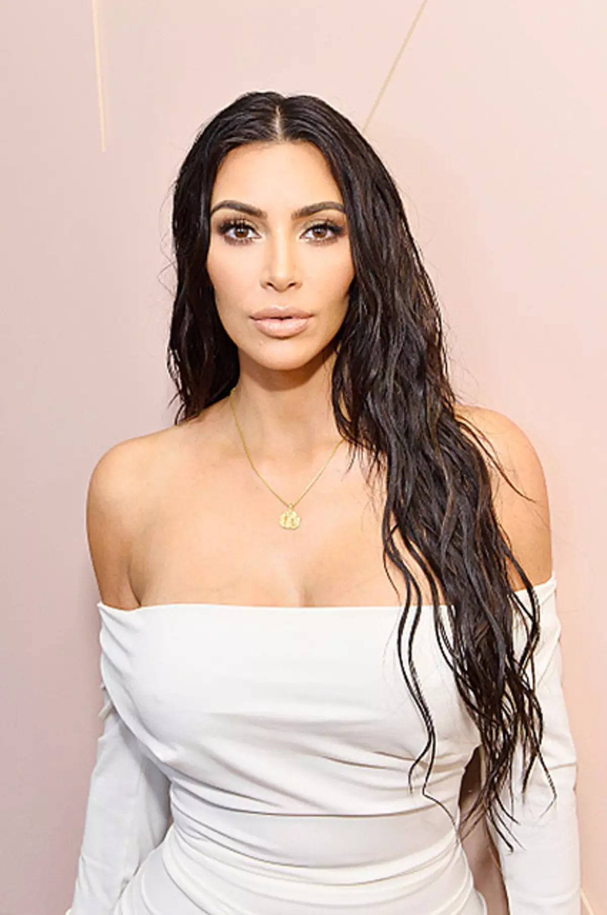 Kim Kardashian Pozicija za porodicu na otvaranju kozmetičke linije KKW ljepote 146911_5