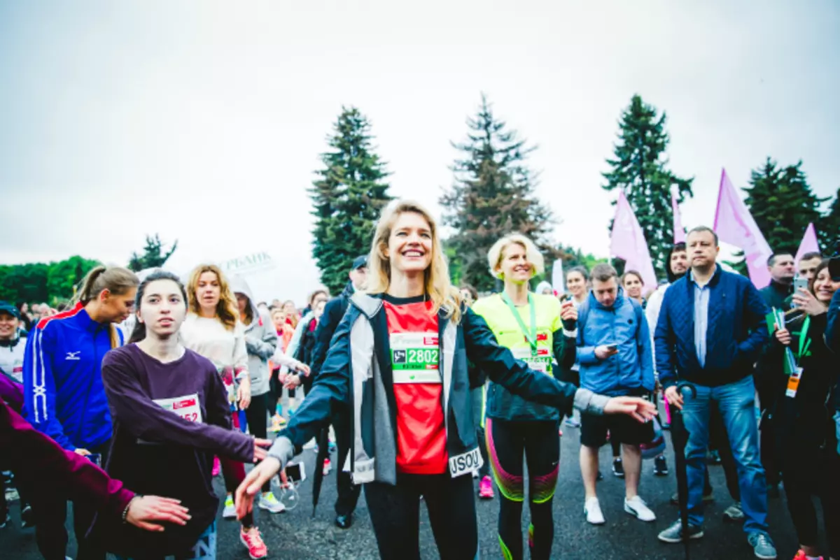 Natalia Vodyanova organitza un partit de futbol amb la participació de les estrelles a la Copa del Món 2018 149259_5