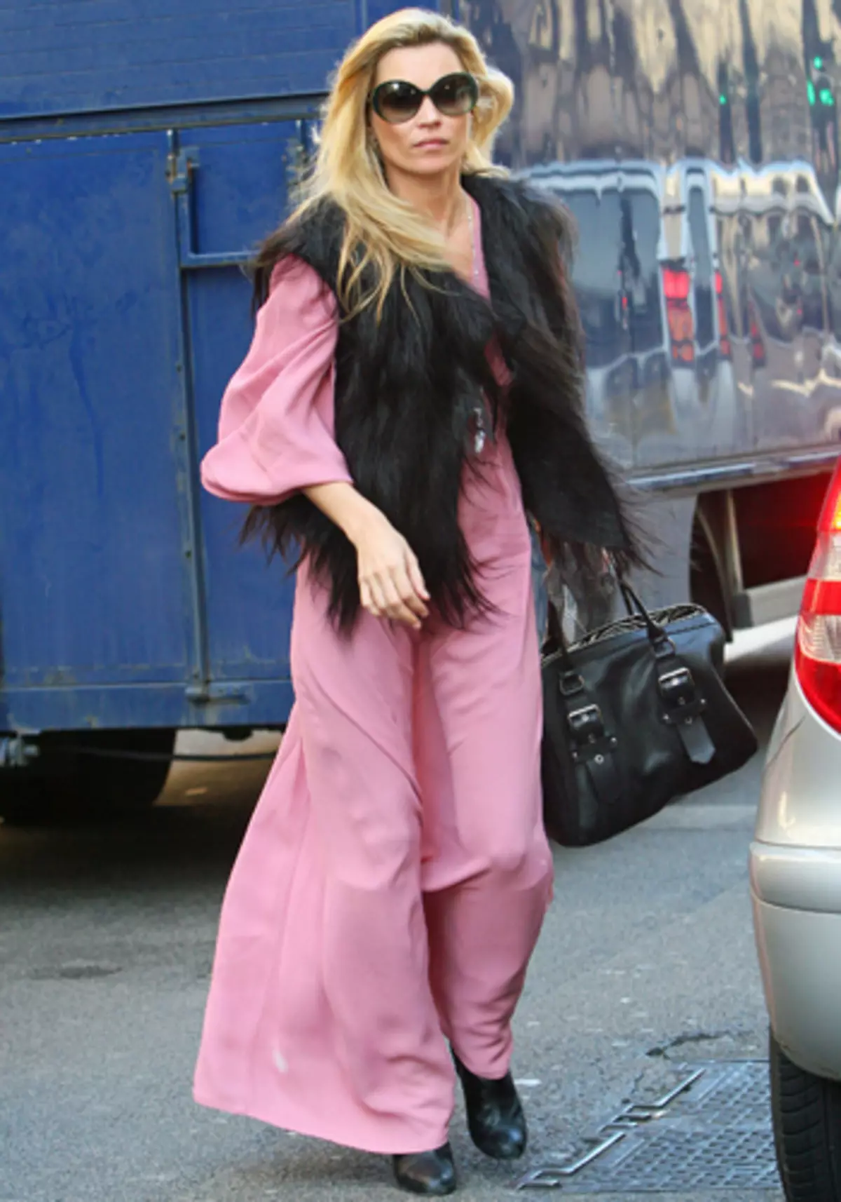 Celebrity Street Style: Kate Moss - Who's Hippup, he will understand 155468_2