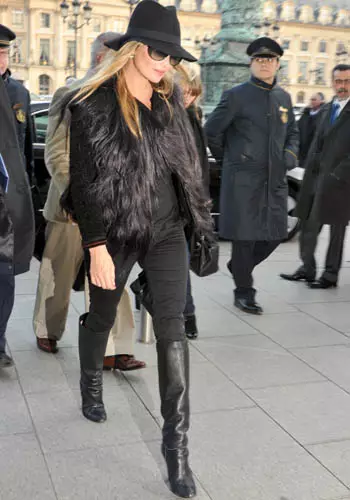 Celebrity Street Style: Kate Moss - Who's Hippup, zal hij het begrijpen 155468_4