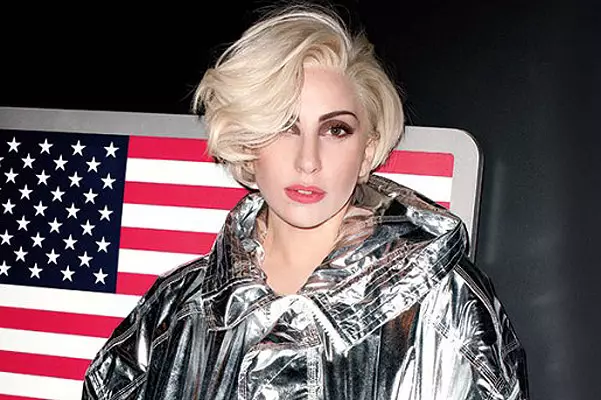 Lady Gaga despre fantome, spațiu și dragoste pentru costume pitorești