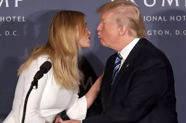 Ivanka Trump và Donald Trump