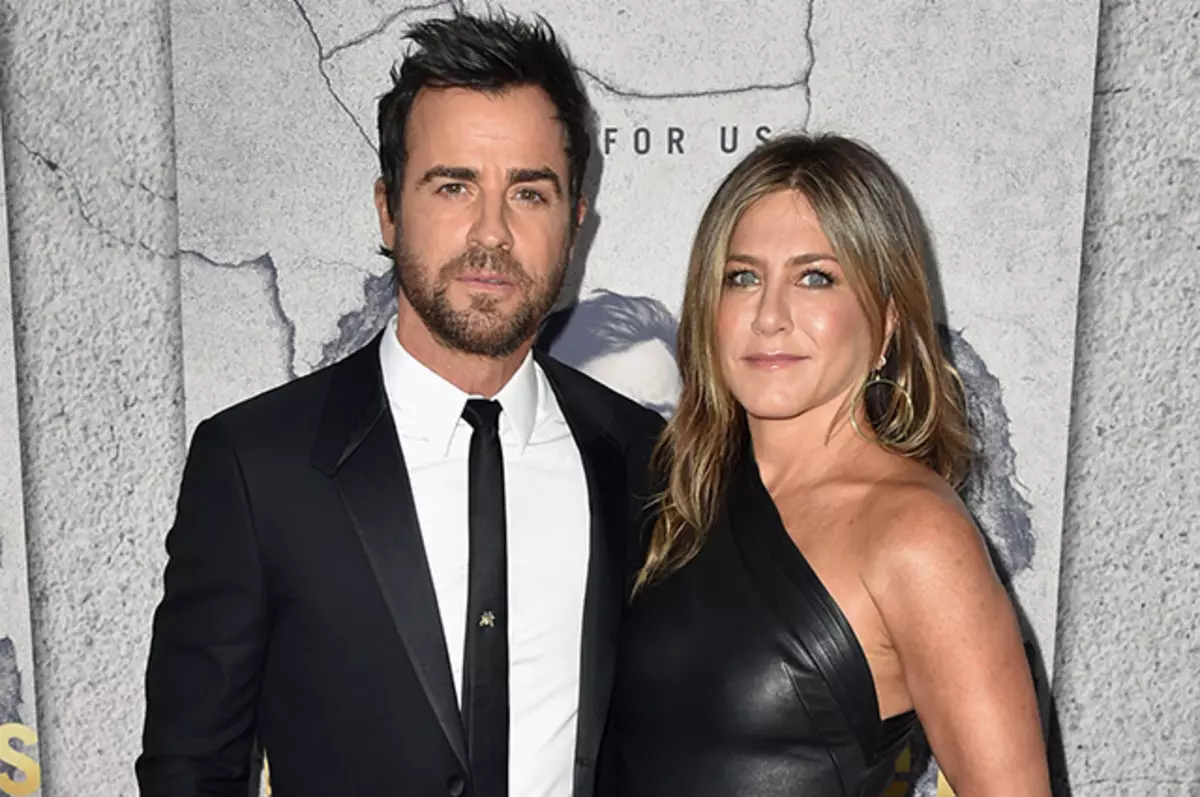 Jennifer Aniston нь цувралын шинэ улирал дээр Жастин Тераг дэмжсэн