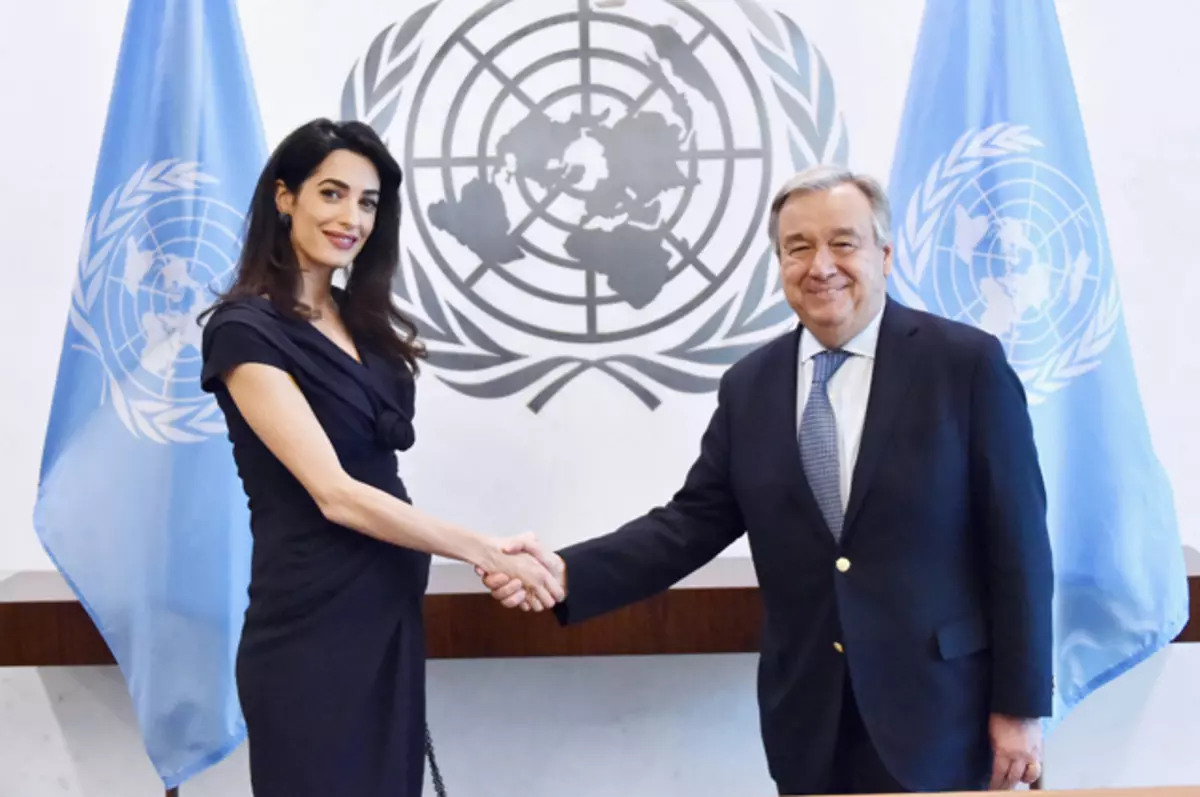 Pregnant Amal Clooney met with UN Secretary General