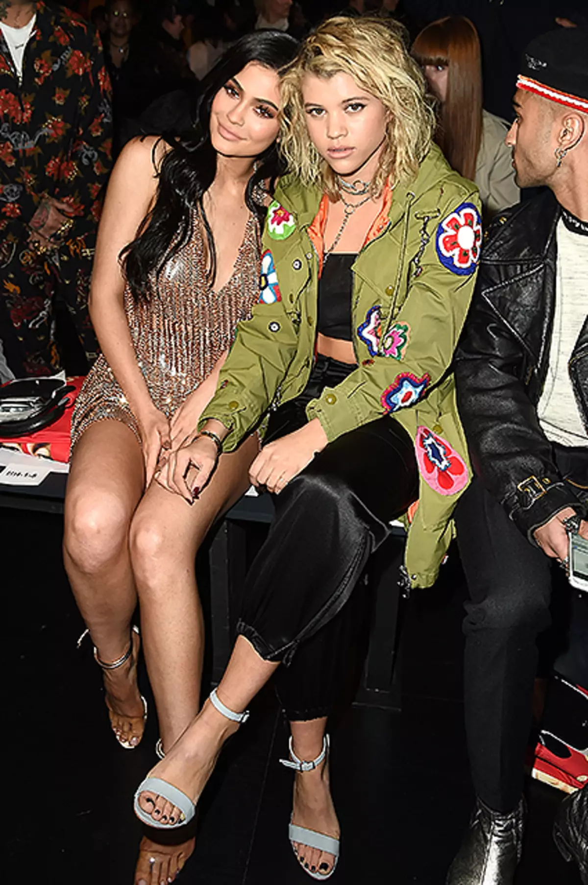 Fashion Week in New York: Kylie Jenner, Jijie Hadid, Stella Maxwell en anderen op de Jeremy Scott Winter die 2017/2018 toont 164261_19