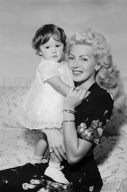 Lana Turner con filla