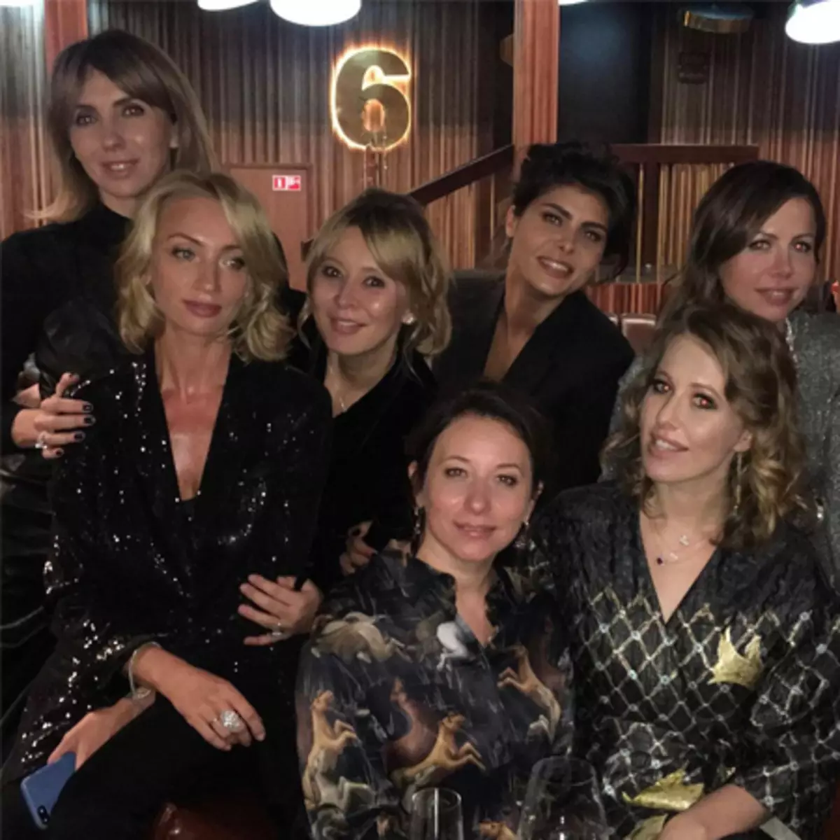 Svetlana Bondarchuk, Natalia DuboVitskaya, Dina Habirova, Nadezhda Obolentsheva, Polina Deripaska, Ksenia Sobchak og Natalia Timakova