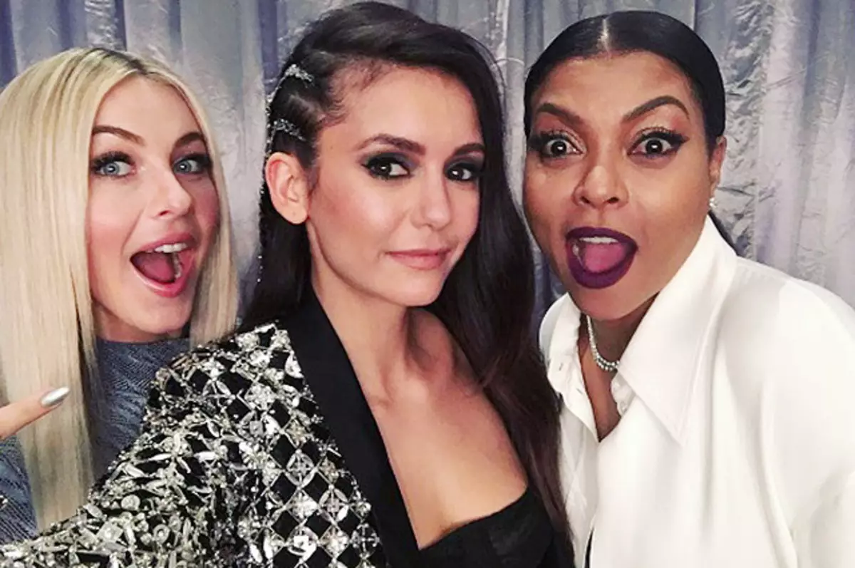 American Music Awards-2016 Eyes Lady Gaga, Heidi Klum, Siara, Nina Dobrev och andra stjärnor