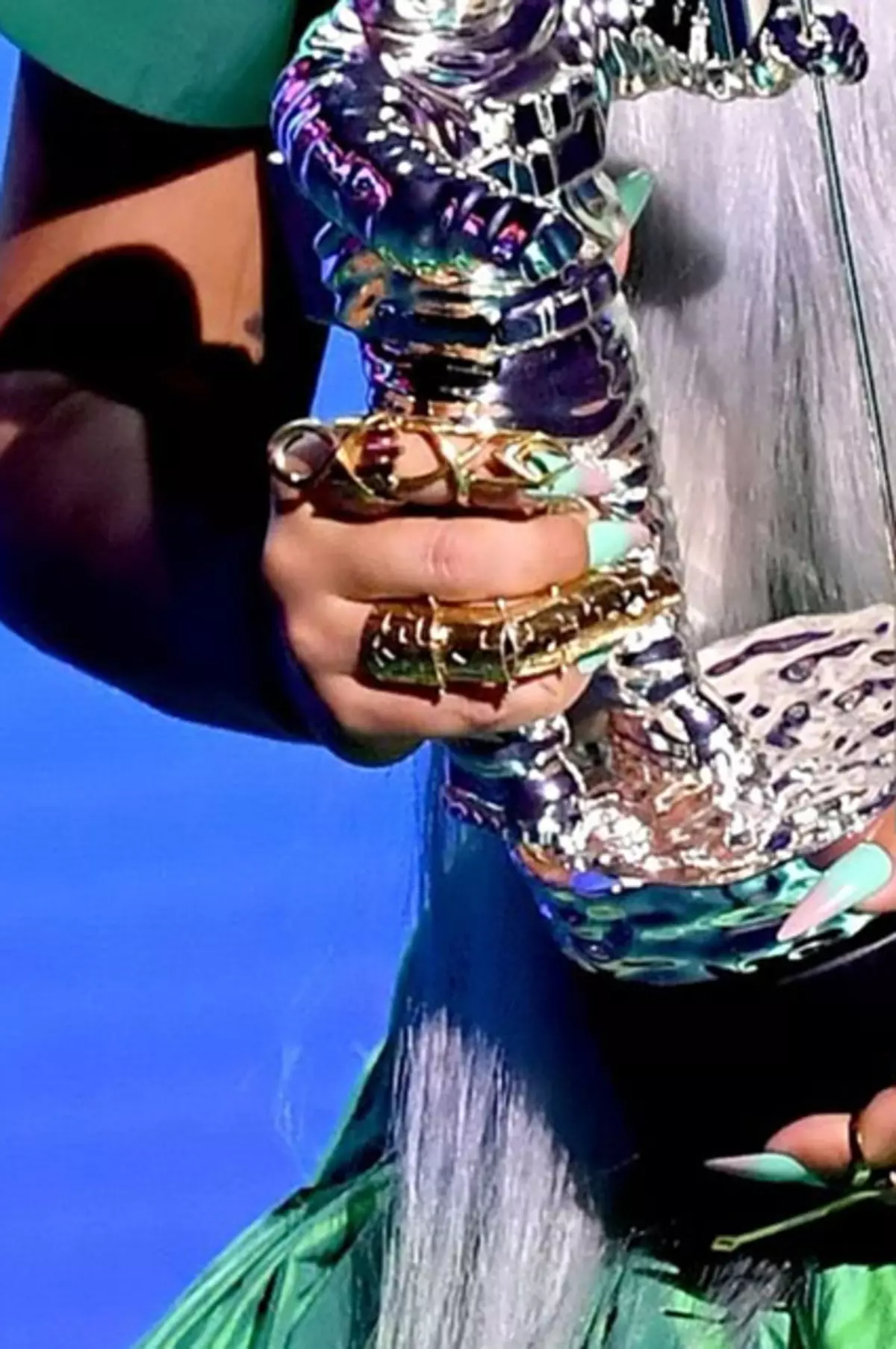 Cosmos, BDSM, Couture: Wy disassemble 9 Lady Gaga-ôfbyldings oer MTV VMA Awards 17663_9