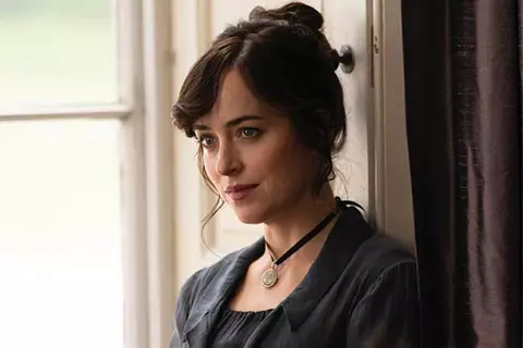 Pirmieji rėmai naujos romano Jane Austin "argumentai švaresnis" pasirodė tinkle su Dakota Johnson