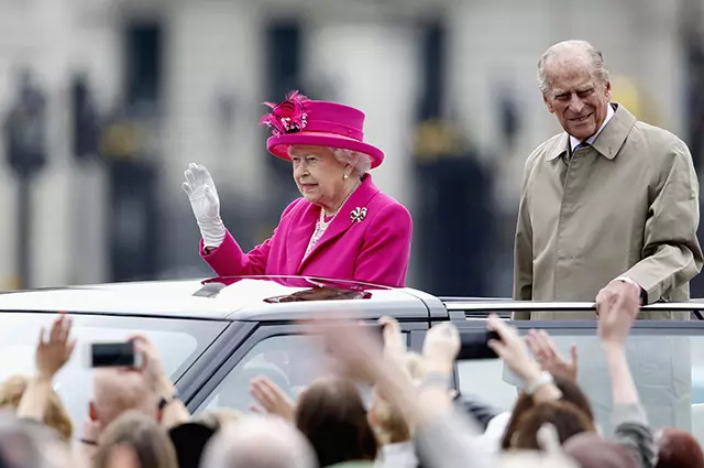 Ratu Elizabeth II, Pangeran Philip