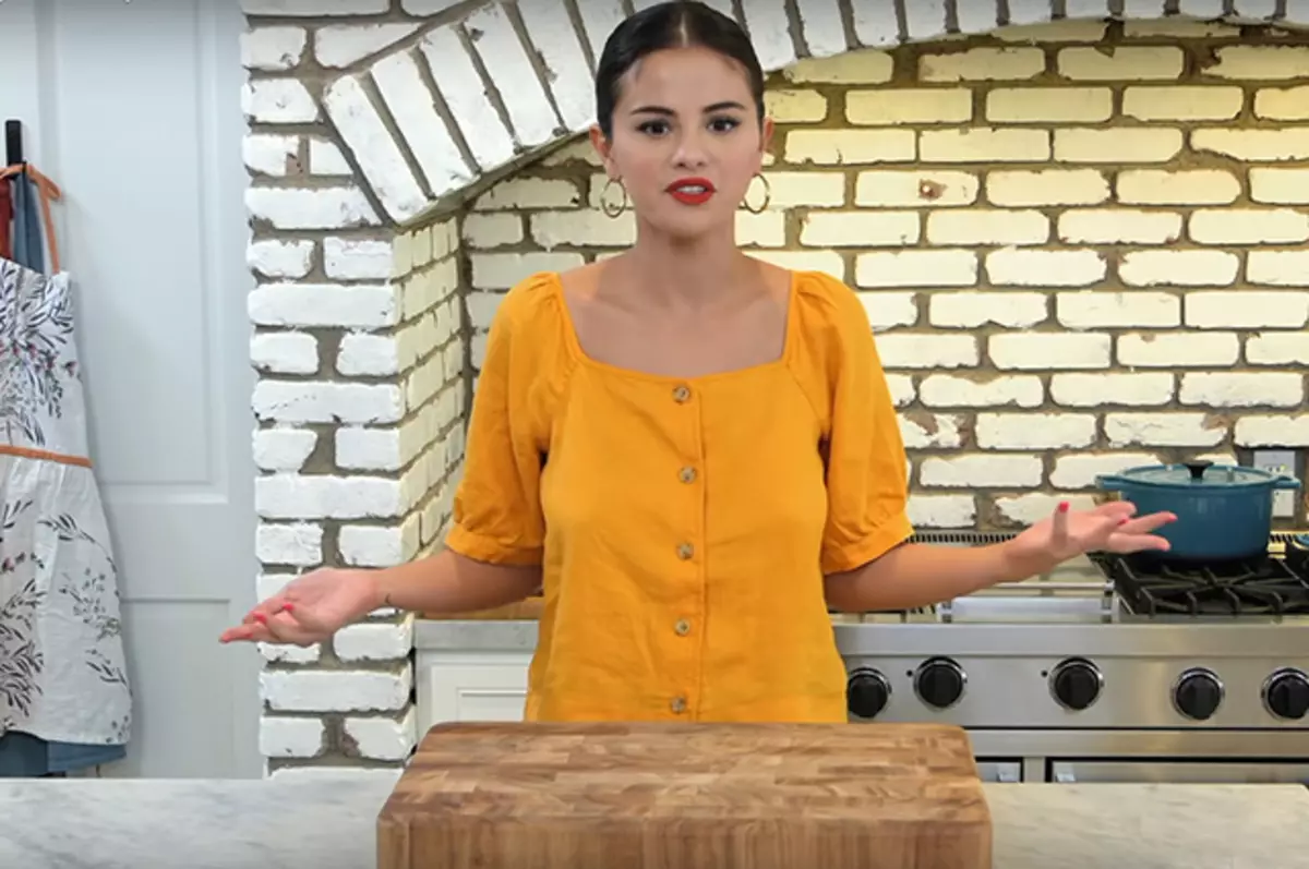 Selena Gómez mostró su casa en un nuevo show de televisión culinario. Video