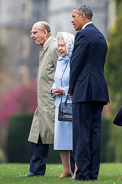 Barak et Michelle Obama ont rencontré la reine Elizabeth II 203128_3