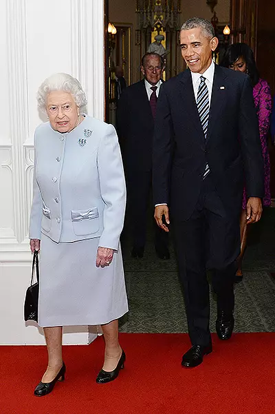 Barak dhe Michelle Obama u takuan me Mbretëreshën Elizabeth II 203128_5