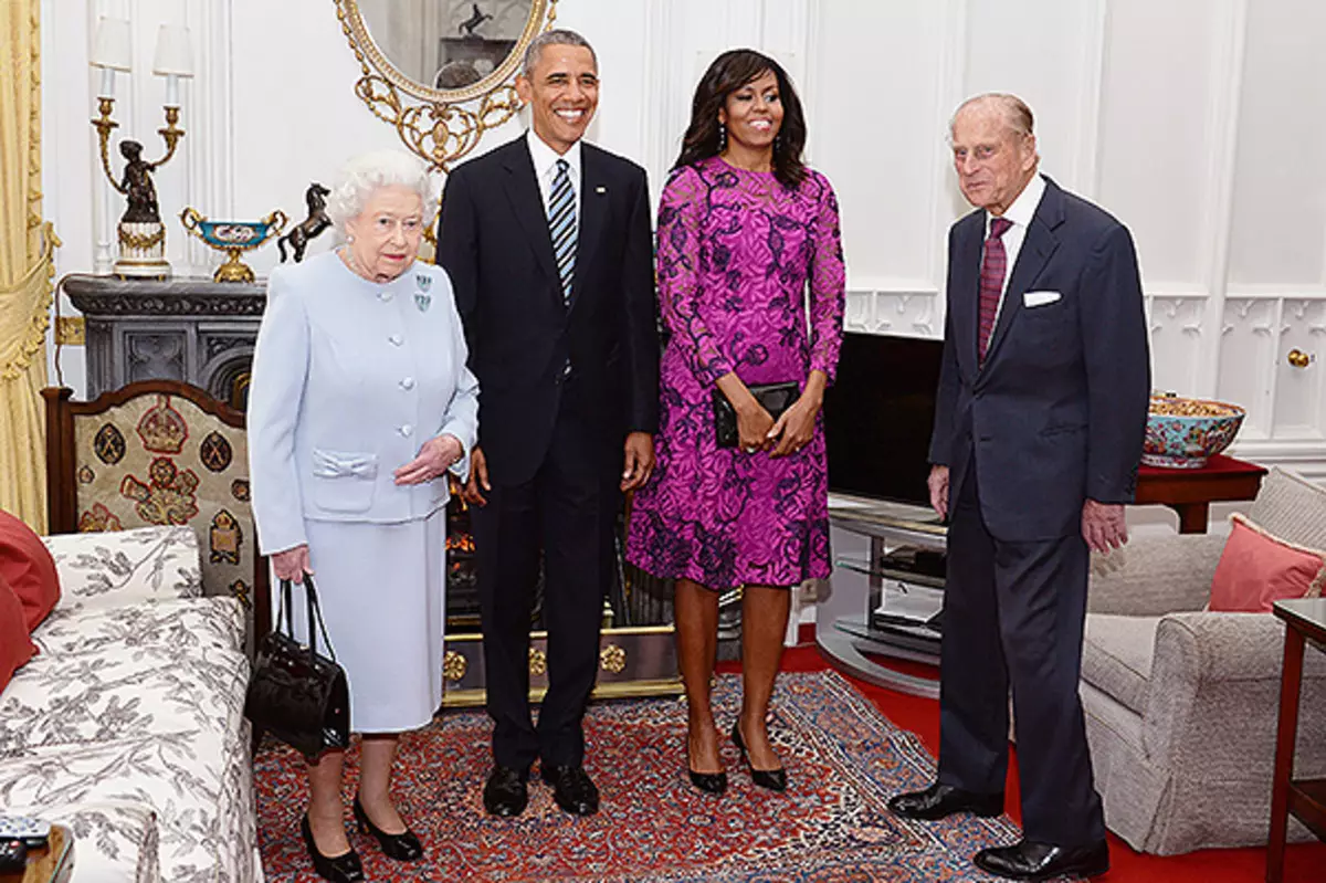 Barak og Michelle Obama hittust með Queen Elizabeth II 203128_6