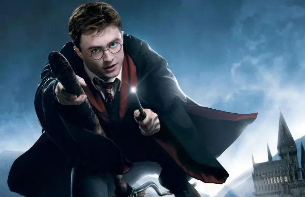 Joan Rowling yatangaje inkuru kuva kuzenguruka isi ya harry potter