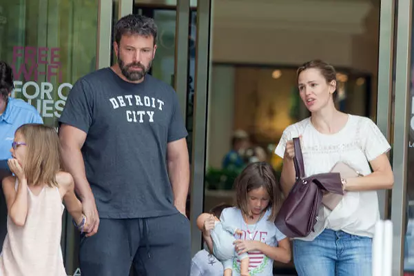 Ben Affleck ir Jennifer Garner su vaikais