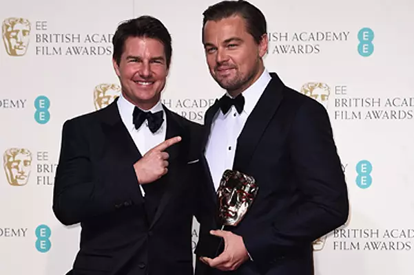 Tom Cruise kaj Leonardo Donis Caprio