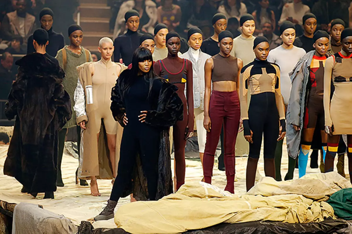 Naomi Campbell während der Show Kanye West Yeezy Saison 3