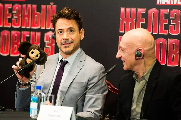 Robert Downey Jr. i Ben Kingsley