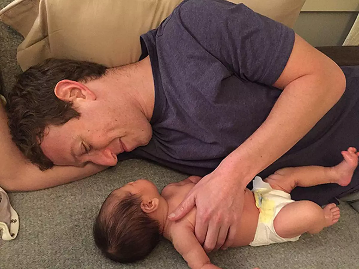 Mark Zuckerberg mit Tochter