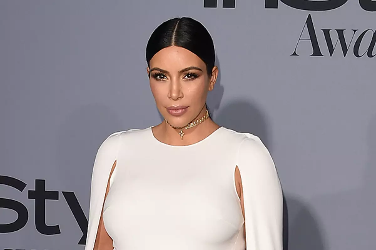 Komplikasi anyar sajrone meteng kim Kardashian: lintang duwe influenza