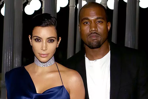 Kim Kardashiana, Kanye G'arbiy bola tug'ilishi uchun olmos marjonlarini olmos marjonlarini