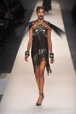 IVeki yeFashoni ephezulu eParis: Mbonise uJean-Paul Gautier 225788_17