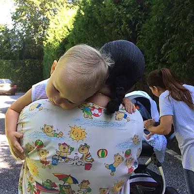 Lapset Alec ja Hilaria Baldwin Nanny