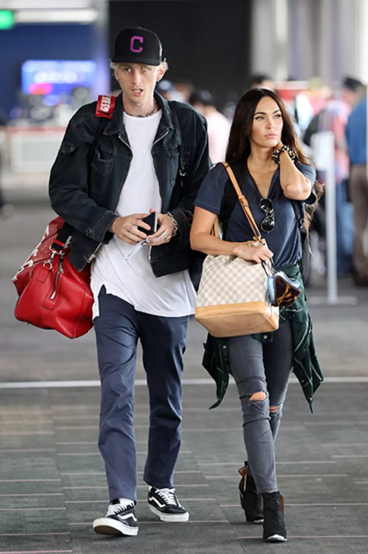 Kolson Baker ug Megan Fox