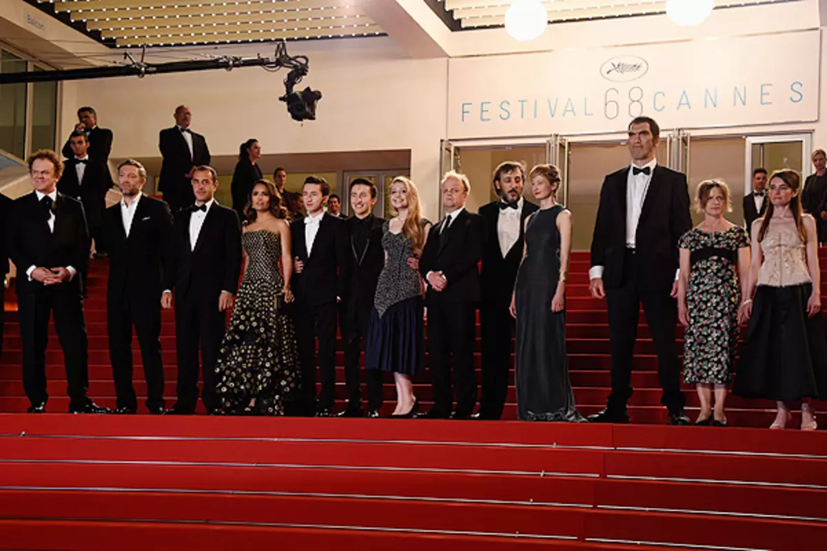 Cannes-2015: Salma Hayek u stilel oħra fil-premiere tal-film