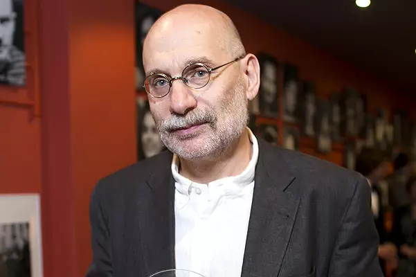 British Shields Boris Akunin's Books About Fandorin's Adventures