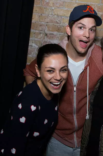 Ashton Kutcher dan Mila Kunis