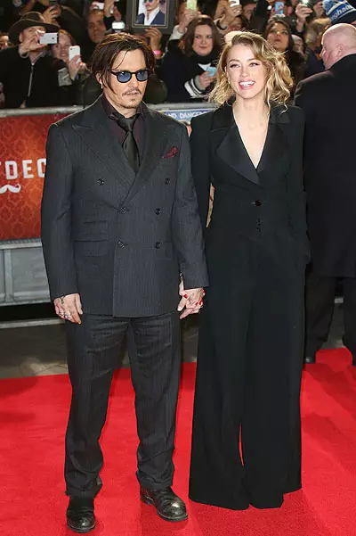 Johnny Depp sareng Amber Hurd